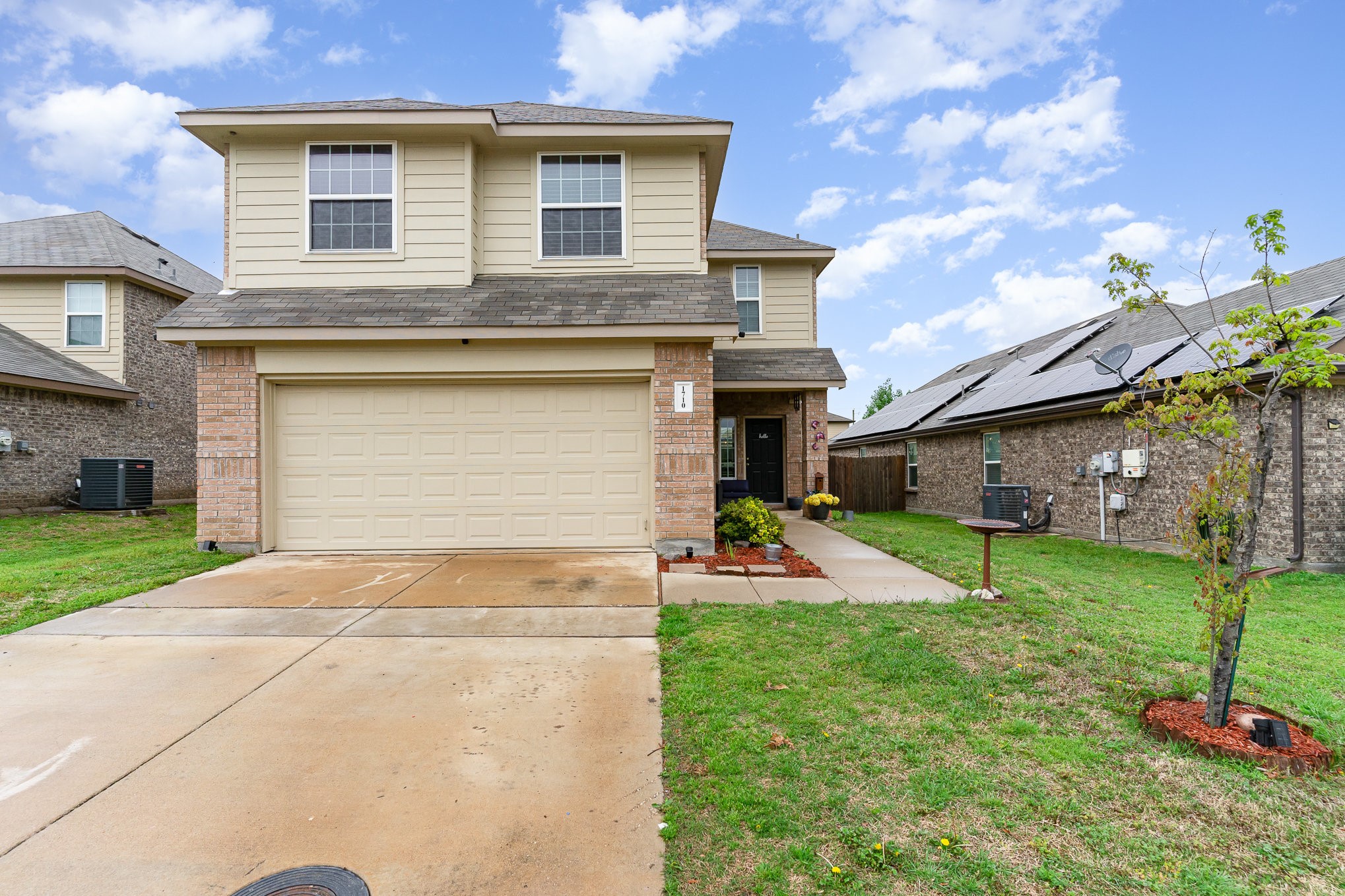 1710 Blue Jay Dr, Ennis, TX 75119 - MLS 20893504 - Coldwell Banker