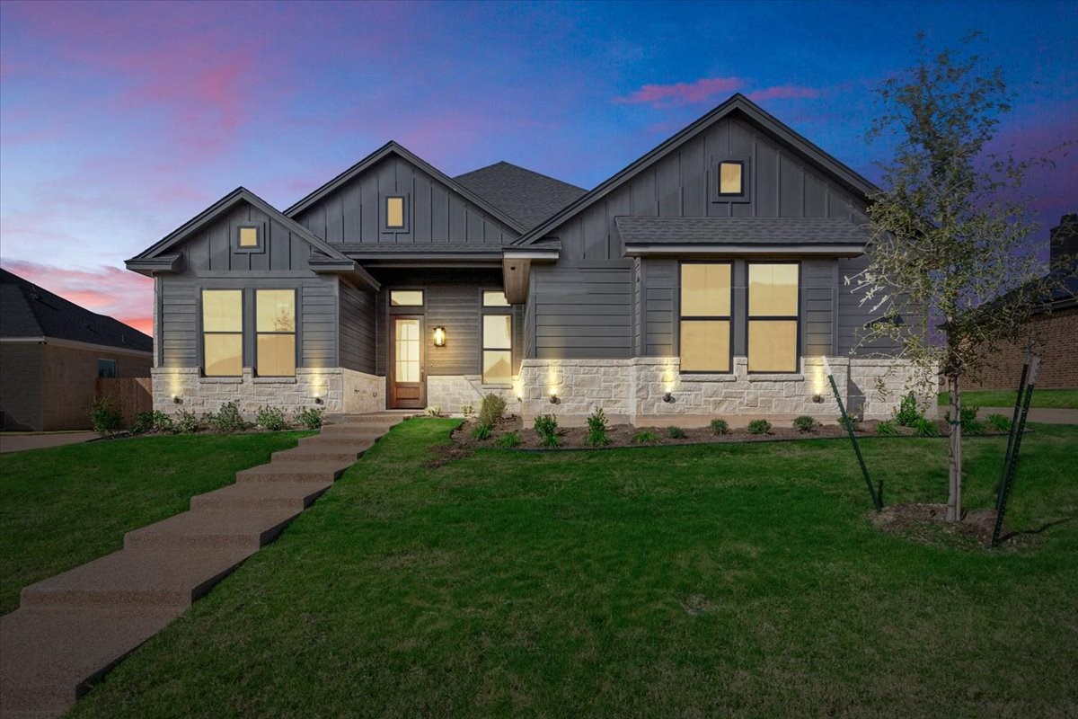 10201 Castleberry Ln, Waco, TX 76712 - MLS 20926703 - Coldwell Banker