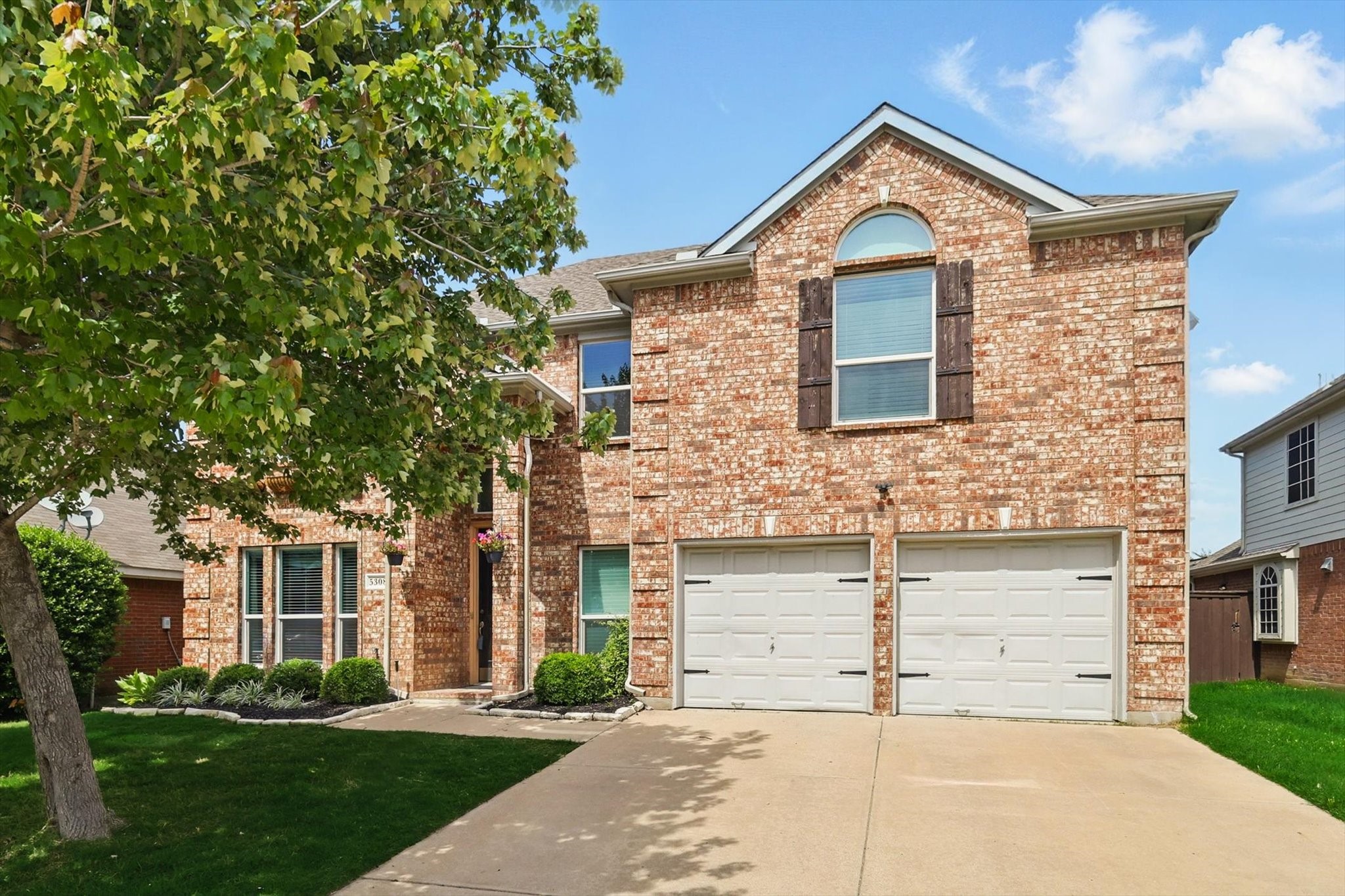 5308 Kathryn Dr, Grand Prairie, TX 75052 - MLS 20935537 - Coldwell Banker