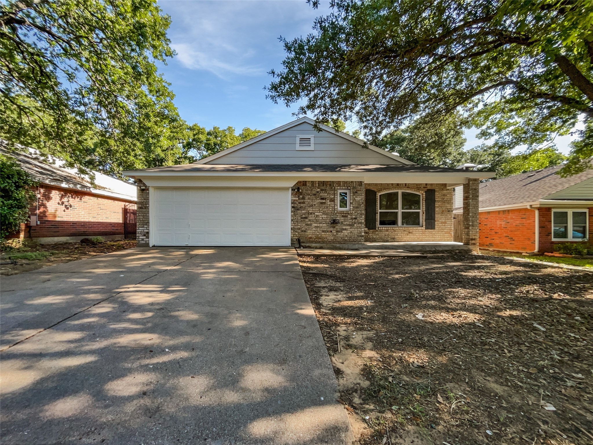 5205 Foley Dr, Arlington, TX 76013 - MLS 20936734 - Coldwell Banker
