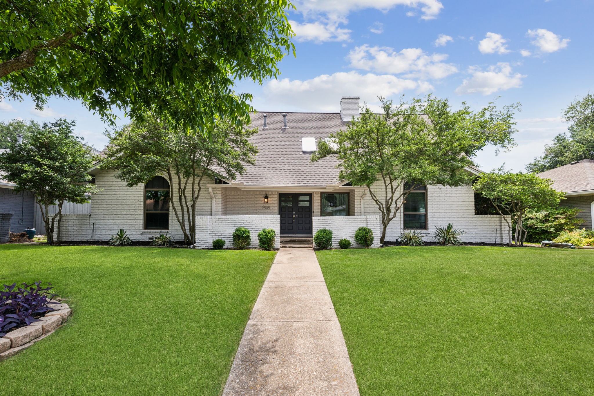 9505 Meadowknoll Dr, Dallas, TX 75243 - MLS 20945021 - Coldwell Banker