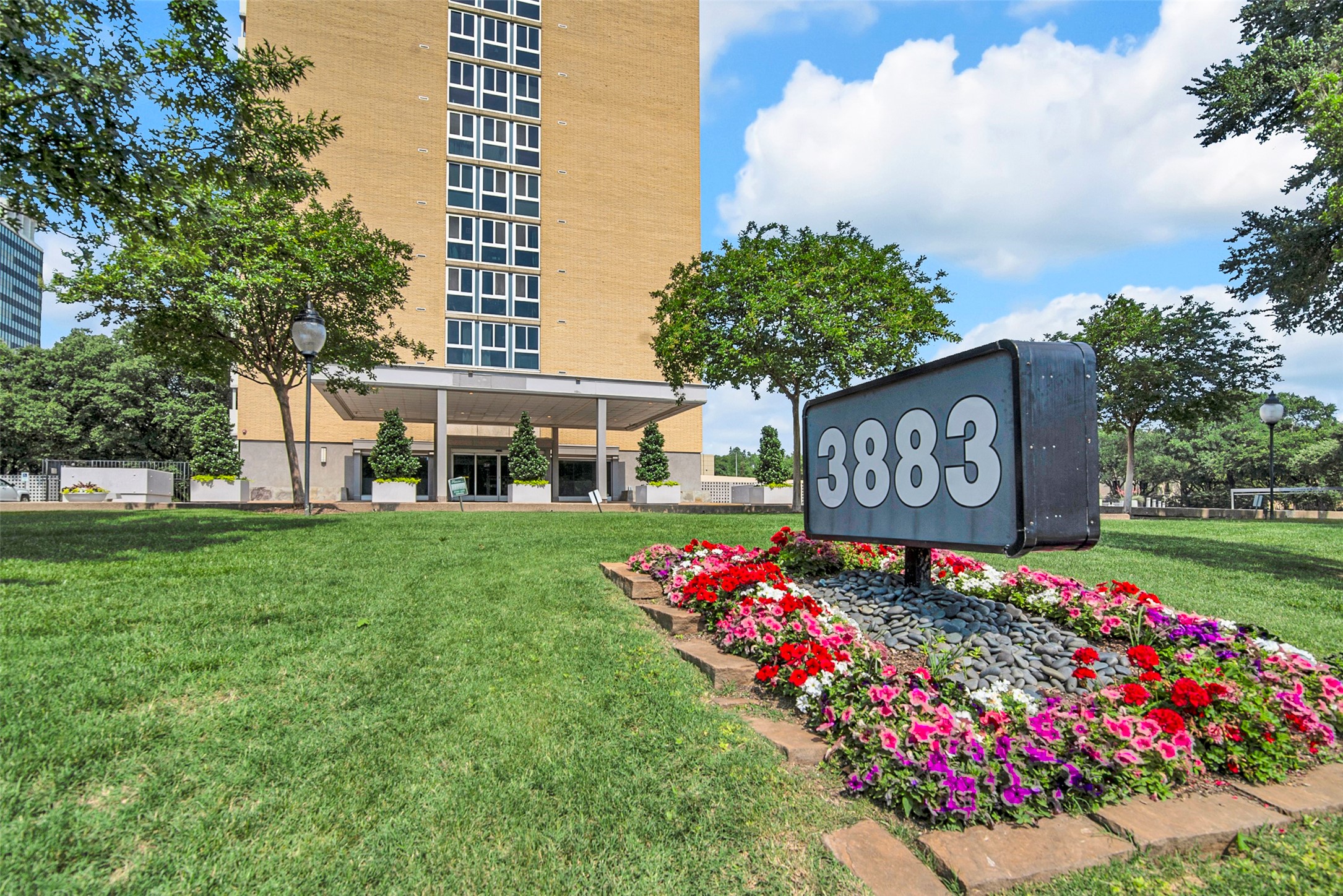 3883 Turtle Creek Blvd #204, Dallas, TX 75219 - MLS 20945591 - Coldwell ...
