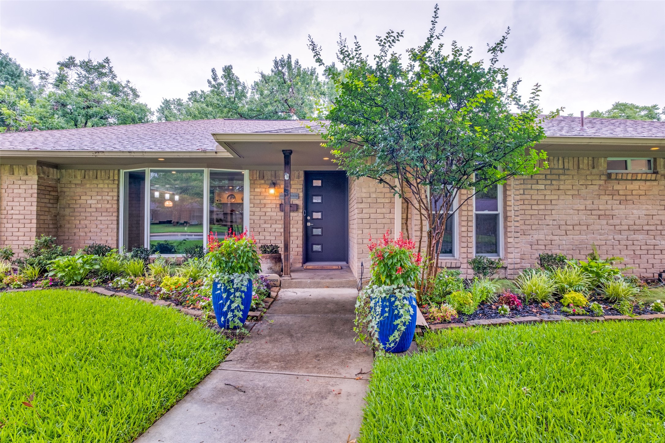 3020 Citation Dr, Dallas, TX 75229 - MLS 20970469 - Coldwell Banker