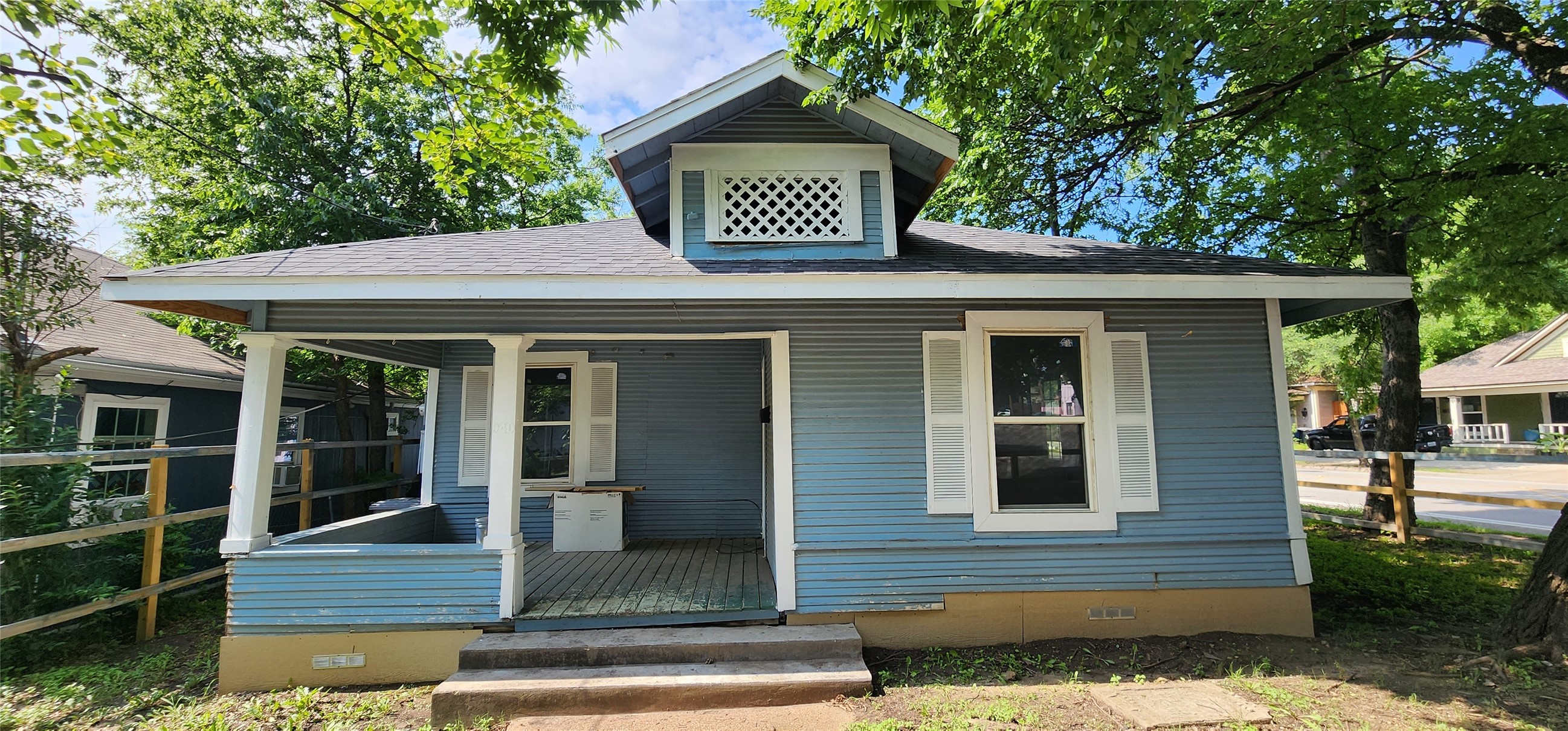 940 West 7th Street, Dallas, TX 75208 - MLS 20971749 - Coldwell Banker