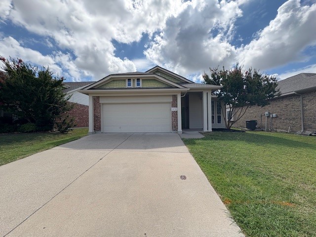 9716 Minton Dr, Fort Worth, TX 76108 - MLS 20983825 - Coldwell Banker