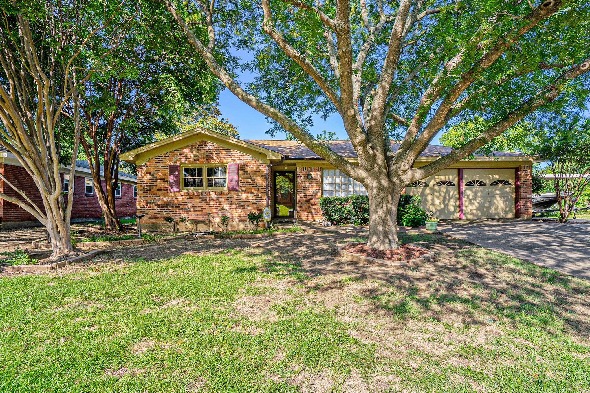 7332 Trimble Dr, Fort Worth, TX 76134 - MLS 20983828 - Coldwell Banker