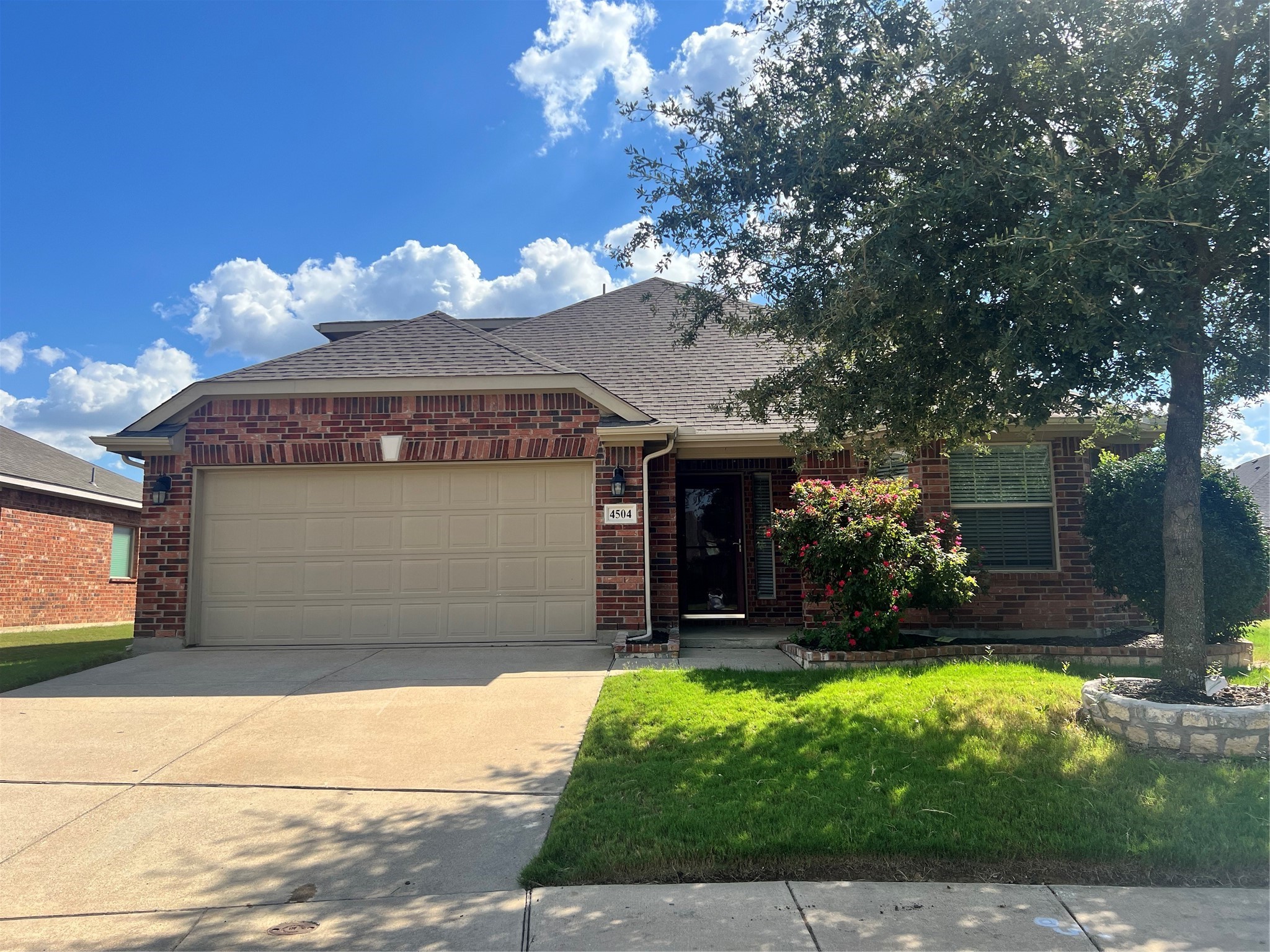 4504 Red Robin Ct, Fort Worth, TX 76244 - MLS 21066250 - Coldwell Banker