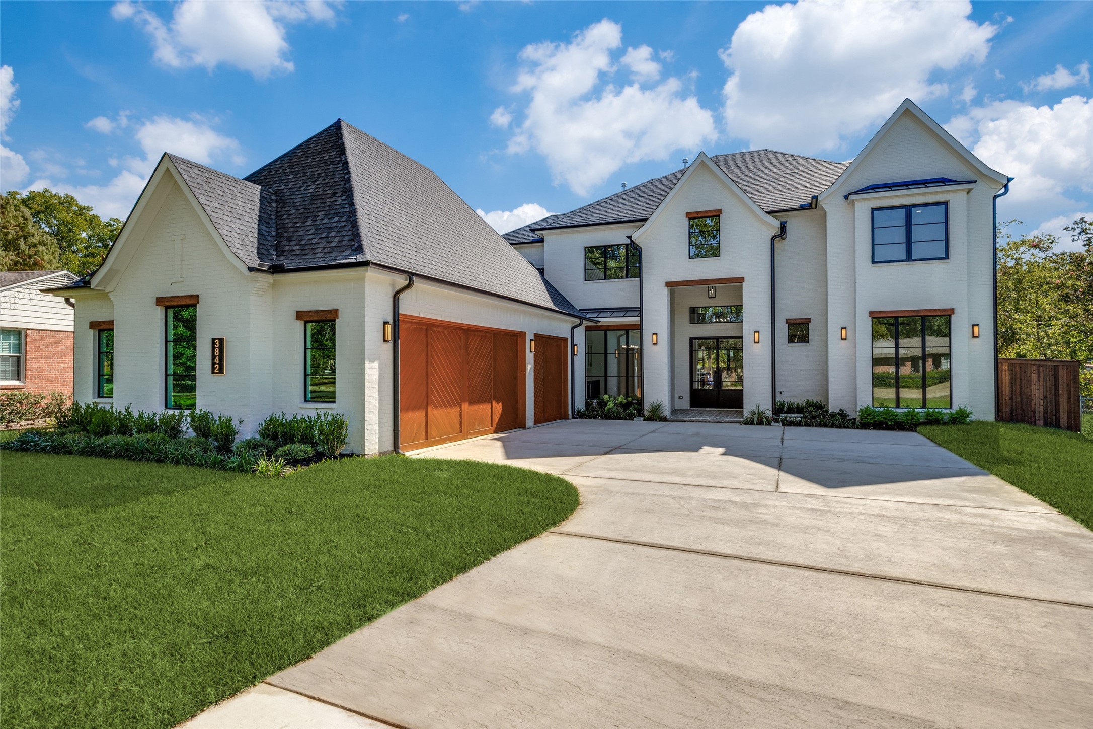 3842 Eaton Dr, Dallas, TX 75220 - MLS 21103874 - Coldwell Banker