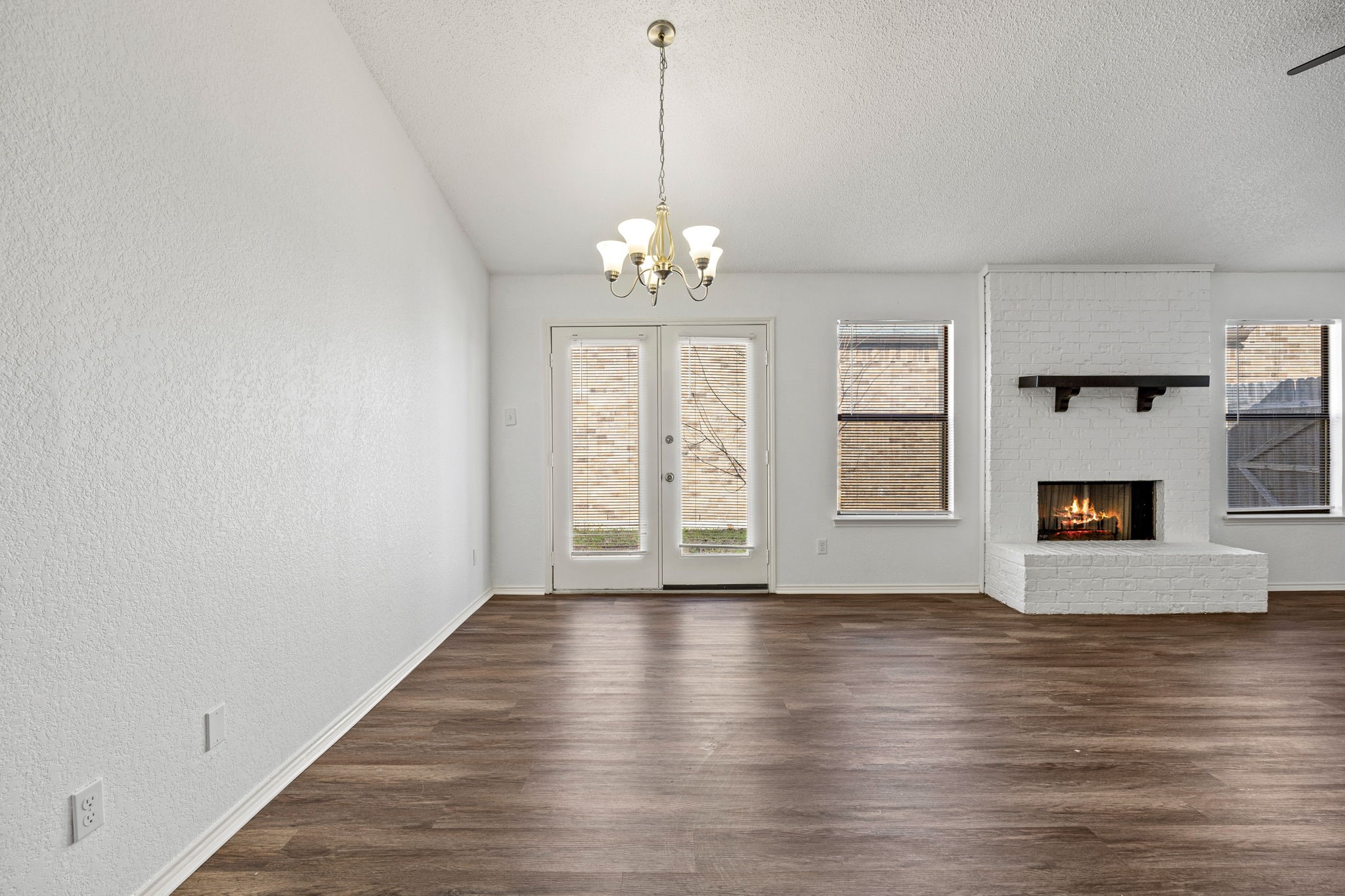 2713 Harvest Lake Dr, Irving, TX 75060 - MLS 21167552 - Coldwell Banker