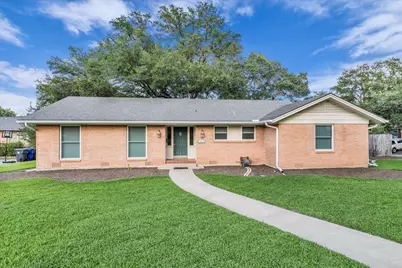 2601 Glendale Dr, Waco, TX 76710 - MLS 21307419 - Coldwell Banker