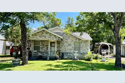 1107 January St, Waco, TX 76705 - MLS 228315 - Coldwell Banker