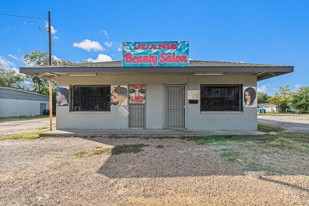 8700 Lake June Rd, Dallas, TX 75217 - MLS 20188646 - Coldwell Banker