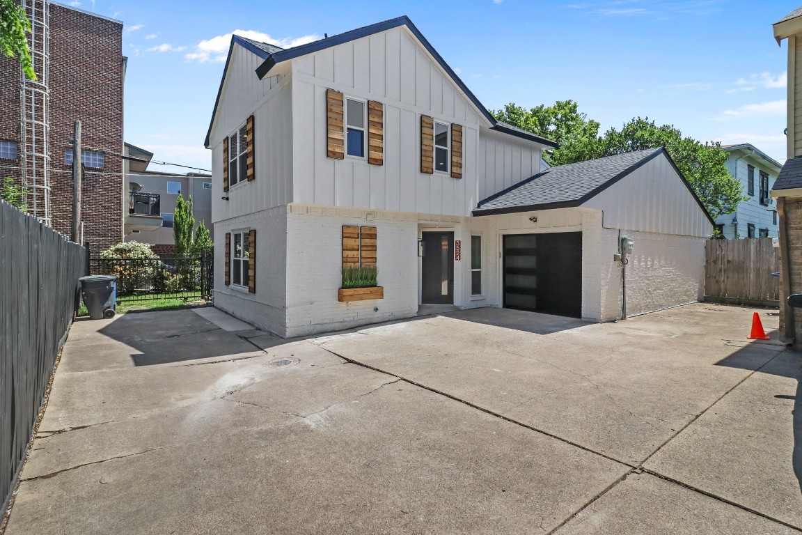 3524 Word St, Dallas, TX 75204 - MLS 20210223 - Coldwell Banker