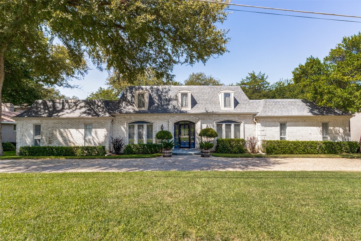 6927 Delrose Dr, Dallas, TX 75214 - MLS 20264911 - Coldwell Banker