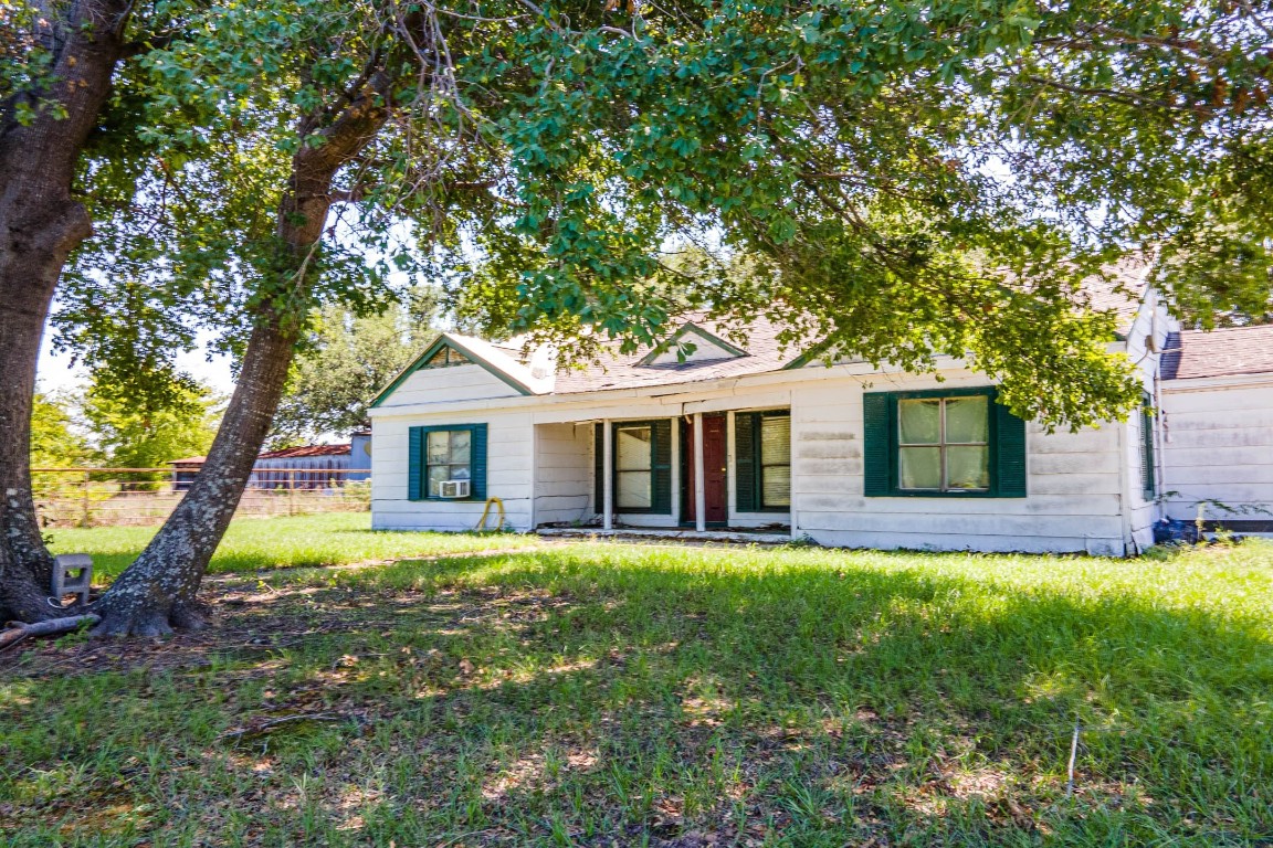 1601 S Tool Dr, Tool, TX 75143 - MLS 20272429 - Coldwell Banker