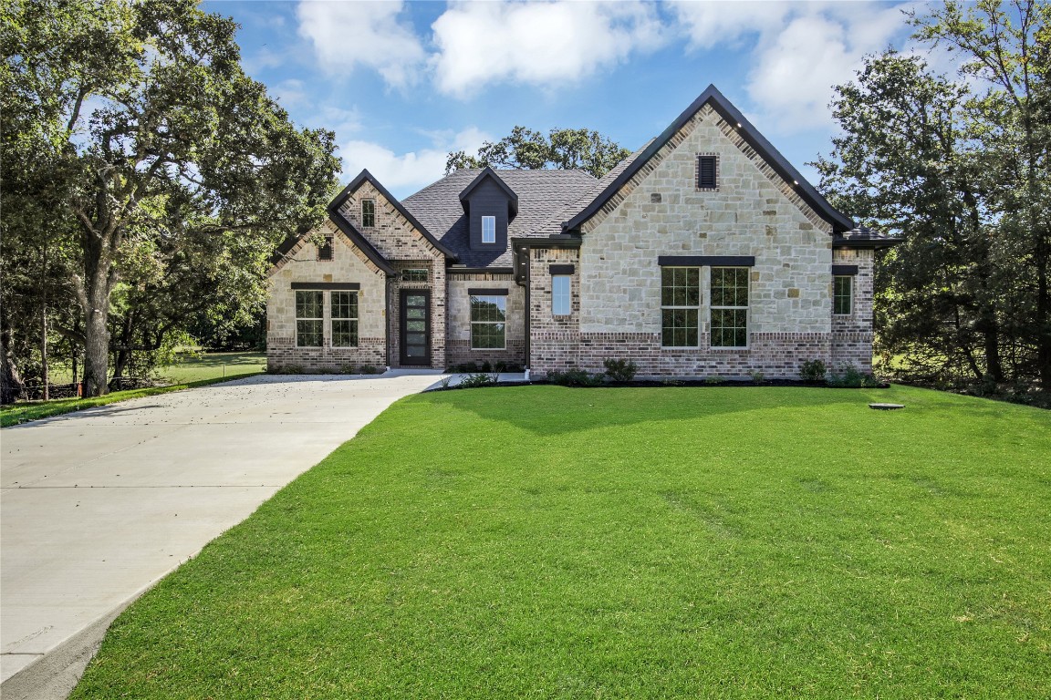 135 Pueblo Dr, Lake Kiowa, TX 76240 - MLS 20283163 - Coldwell Banker