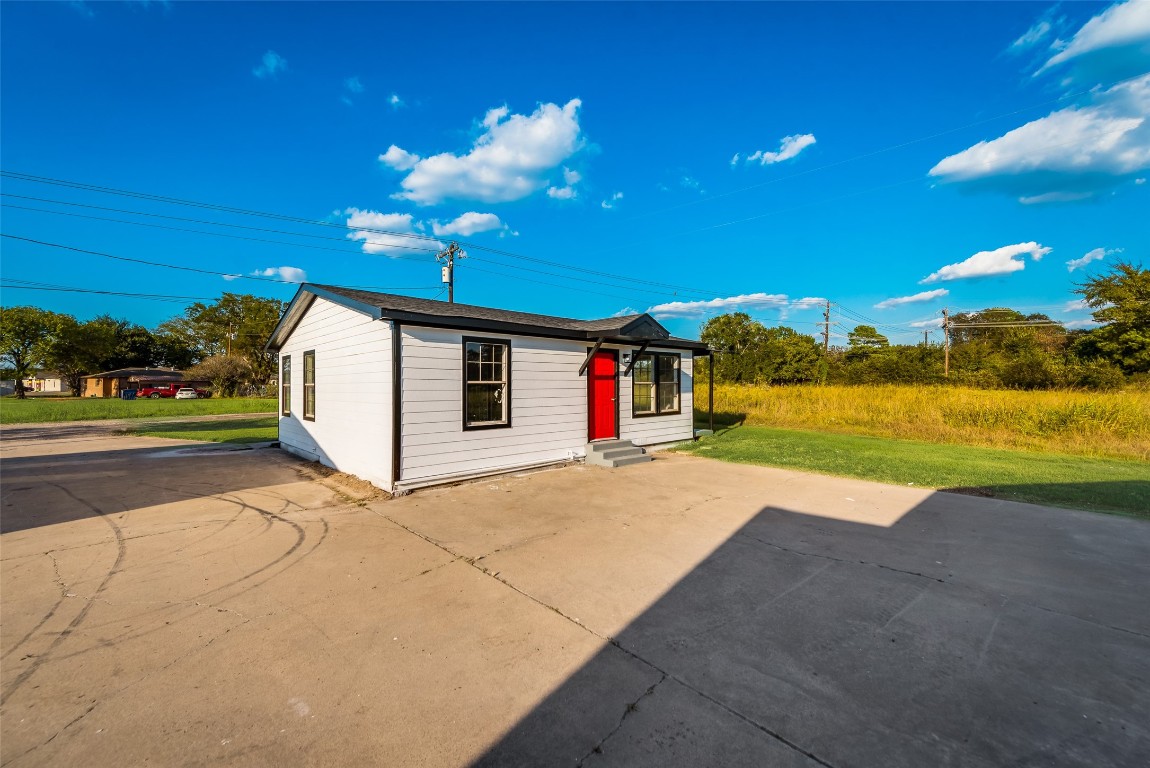 109 Kelly Ln, Seven Points, TX 75143 - MLS 20296755 - Coldwell Banker