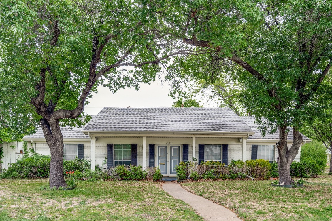 1559 Mapleton Dr, Dallas, TX 75228 - MLS 20305451 - Coldwell Banker