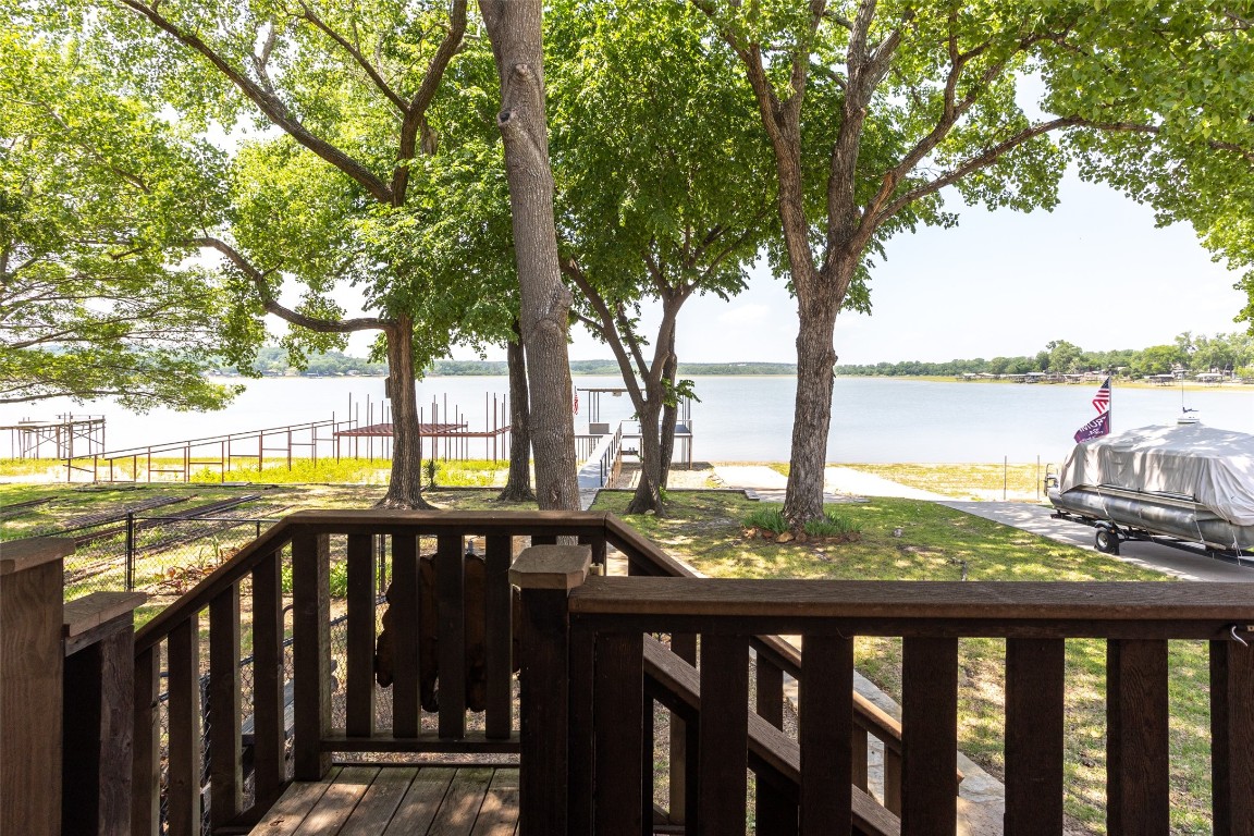 2127 E Lake Dr, Weatherford, TX 76087 - MLS 20319117 - Coldwell Banker