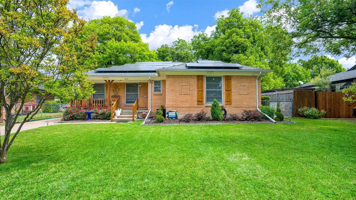 1903 Viewcrest Dr, Dallas, TX 75228 - MLS 20321773 - Coldwell Banker