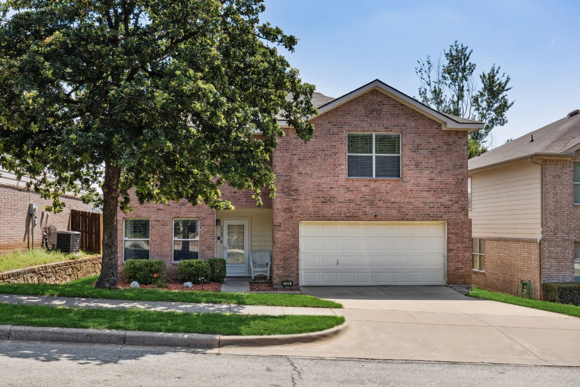 1709 Enoch Dr, Fort Worth, TX 76112 - MLS 20334496 - Coldwell Banker