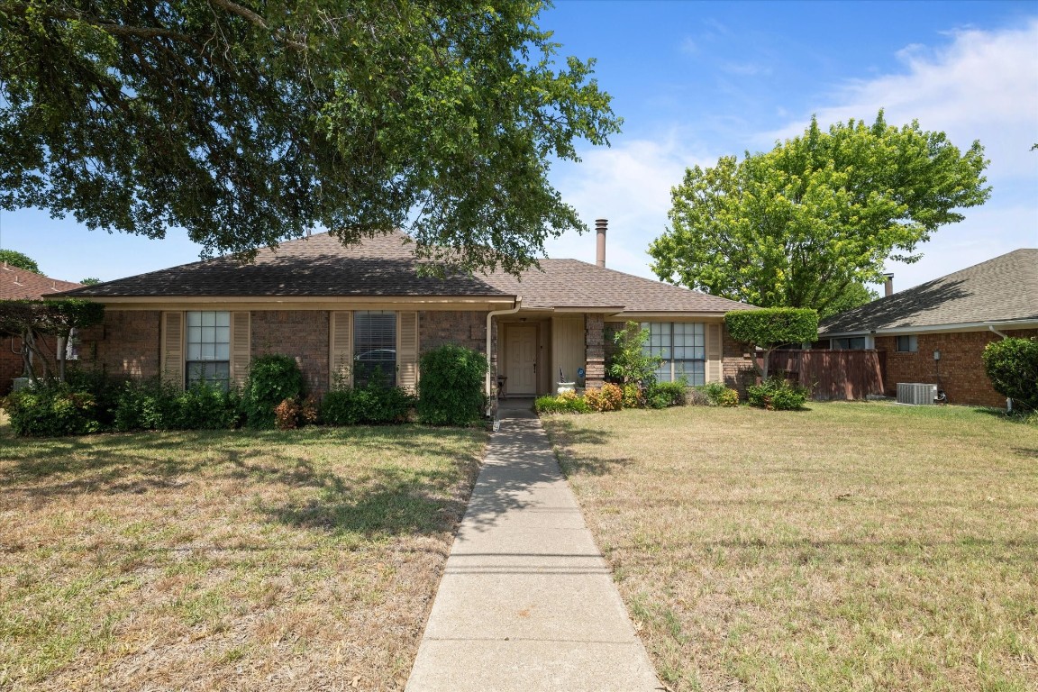 210 S Malone Rd, Allen, TX 75002 - MLS 20374709 - Coldwell Banker