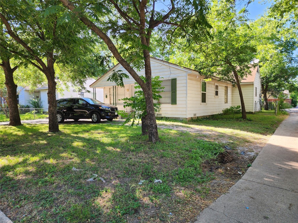 8727 Eldon Dr, Dallas, TX 75217 - MLS 20375342 - Coldwell Banker