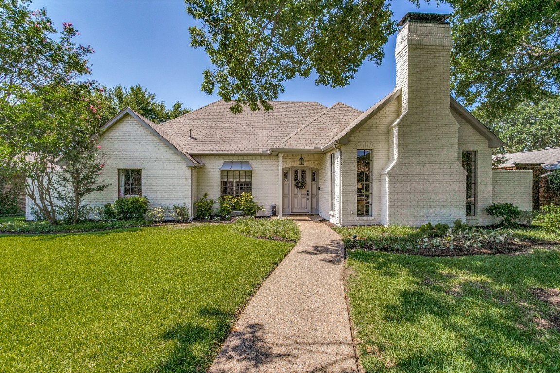 10002 Hickory Crossing, Dallas, TX 75243 - MLS 20375489 - Coldwell Banker