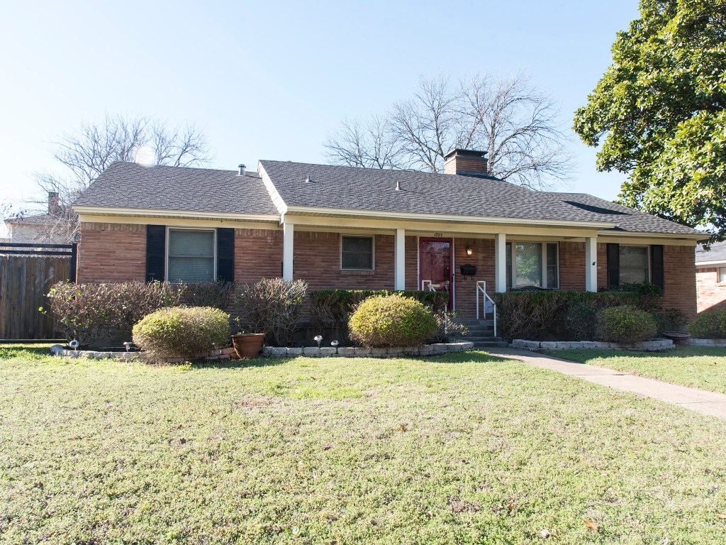 1725 Mapleton Dr, Dallas, TX 75228 - MLS 20385097 - Coldwell Banker