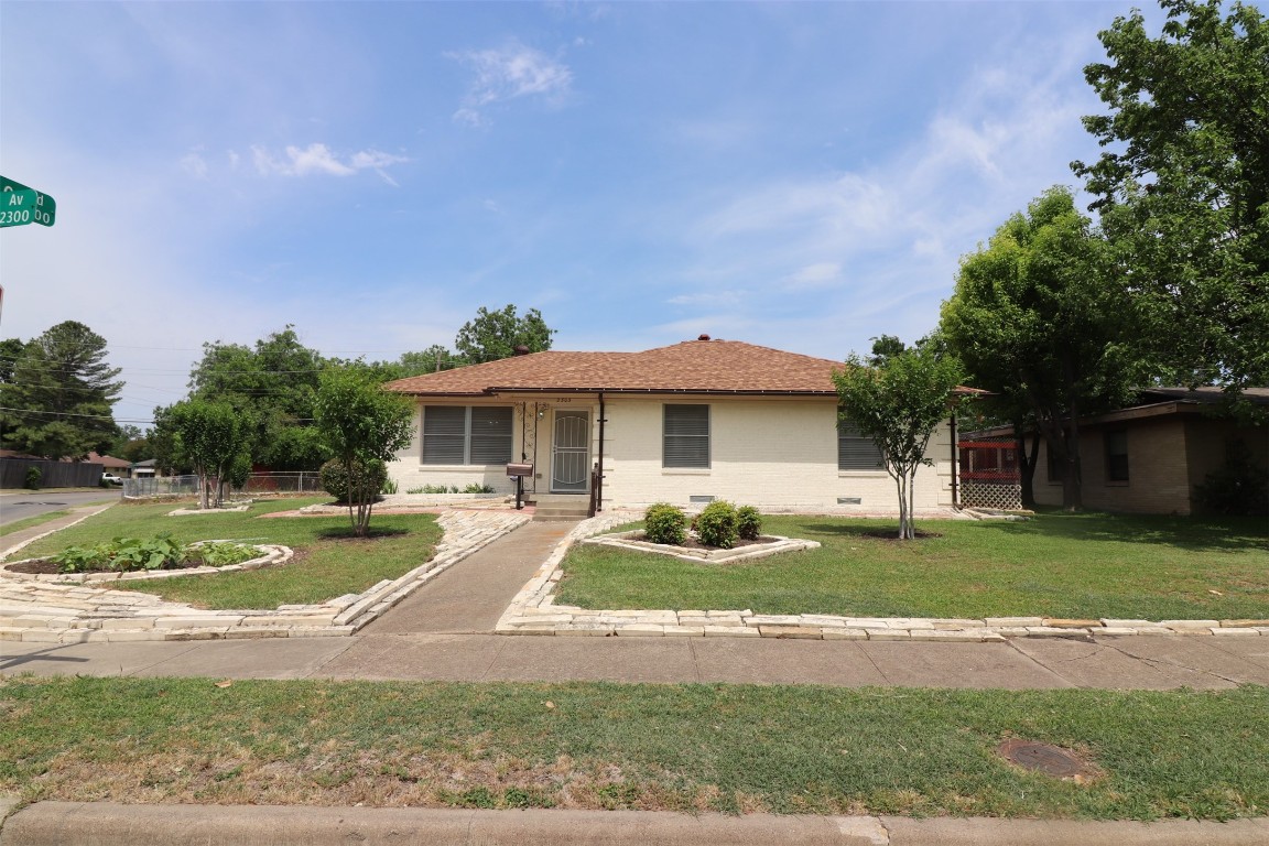2303 San Marcus Ave Dallas Tx 75228 Mls 20390996 Coldwell Banker