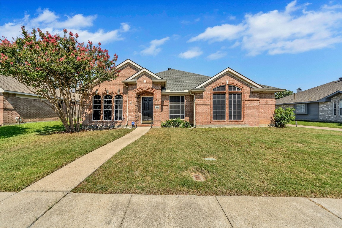 1501 Swan Lake Dr, Lewisville, TX 75077 - MLS 20391850 - Coldwell Banker