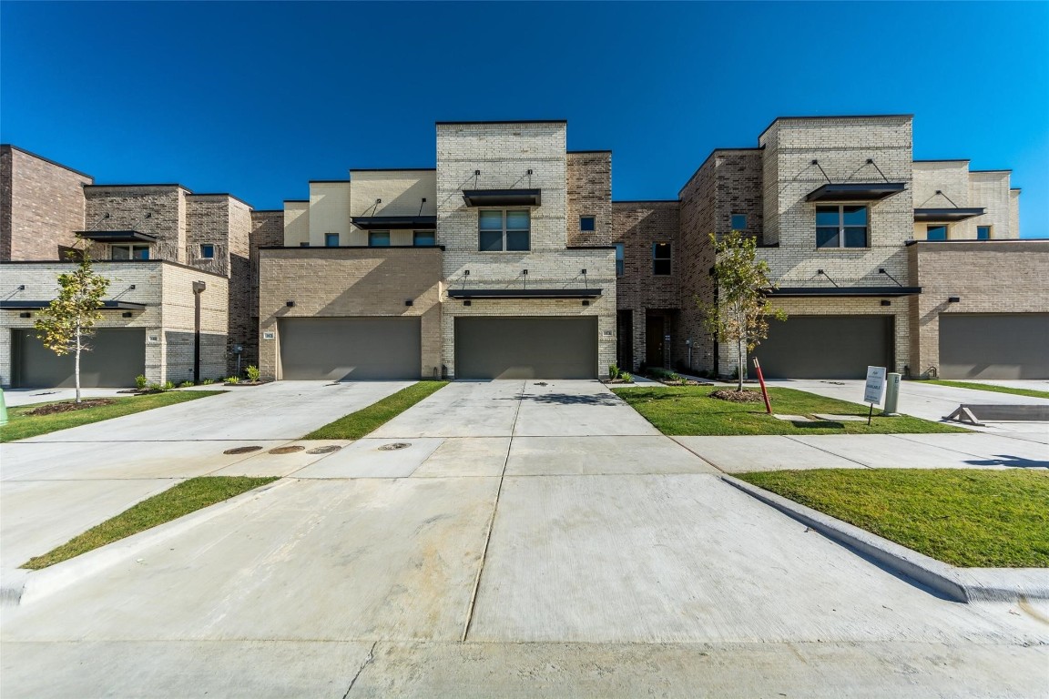 1076 Maverick Dr, Allen, TX 75013 - MLS 20402976 - Coldwell Banker