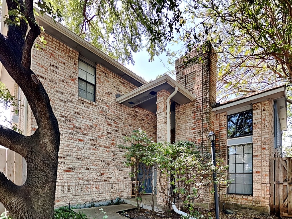 1413 Mccoy St, Dallas, TX 75204 - MLS 20410980 - Coldwell Banker