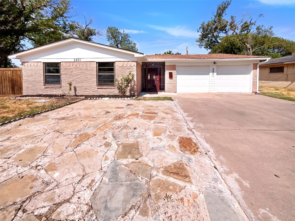 2801 Clearbrook Dr, Irving, TX 75062 - MLS 20419575 - Coldwell Banker