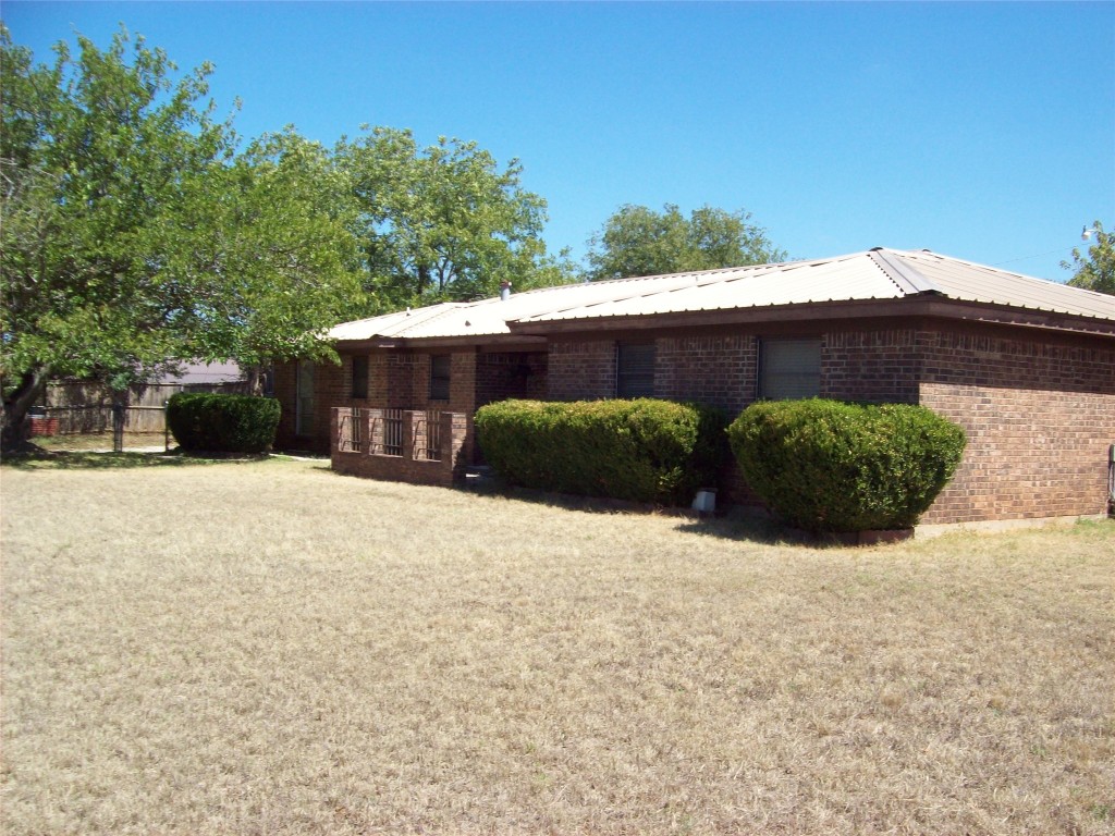 200 S Highpoint Dr, Ranger, TX 76470 - MLS 20428248 - Coldwell Banker