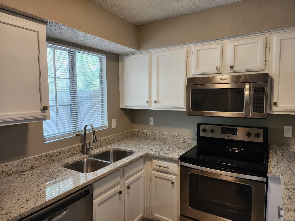 2195 W Aspen Dr, Dallas, TX 75227 - MLS 20450942 - Coldwell Banker