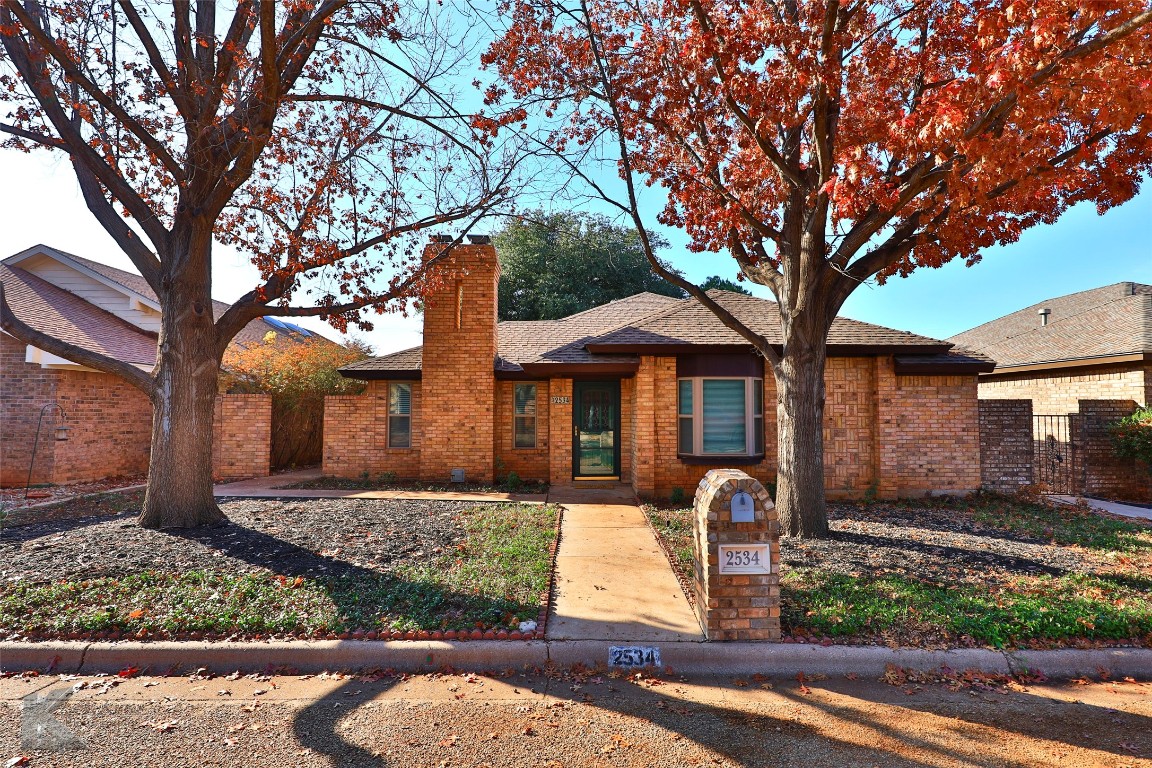 2534 Cloverleaf Ln, Abilene, TX 79601 - MLS 20499665 - Coldwell Banker
