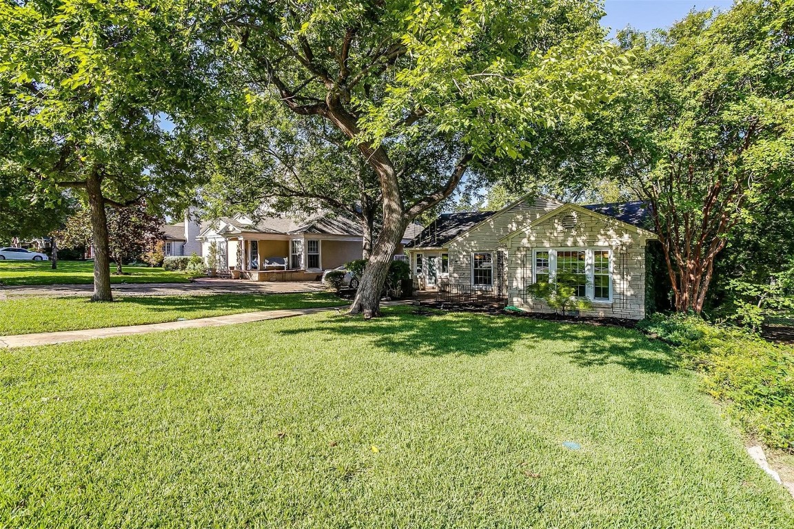 1531 Oak Knoll St, Dallas, TX 75208 - MLS 20526428 - Coldwell Banker