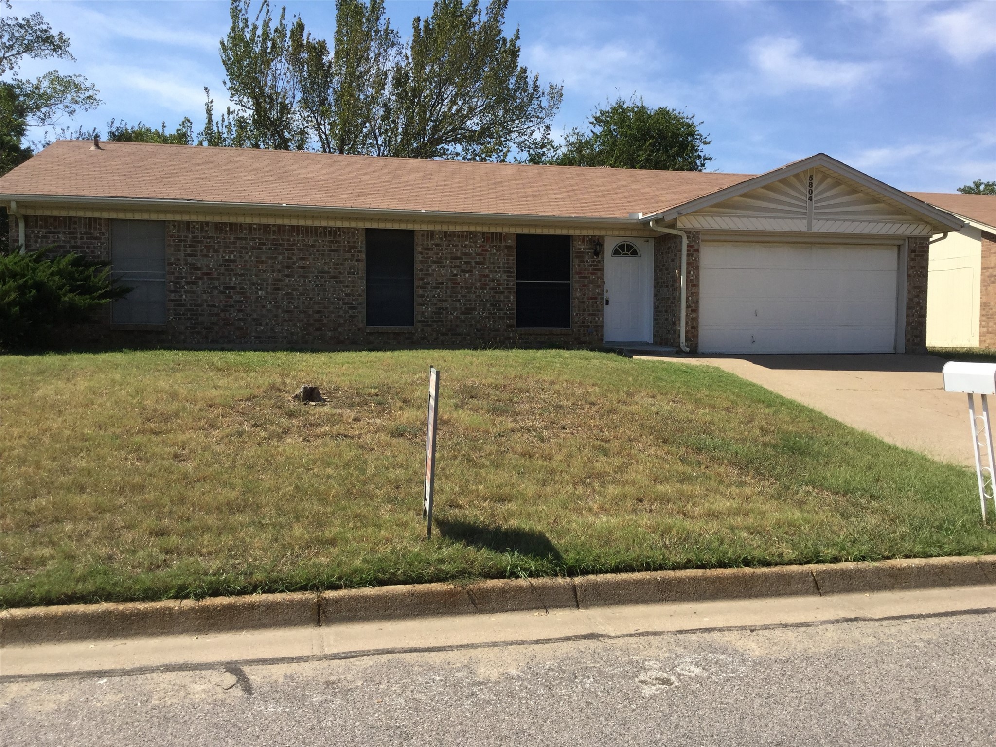 5804 Willow View Dr, Arlington, TX 76017 - MLS 20541747 - Coldwell Banker