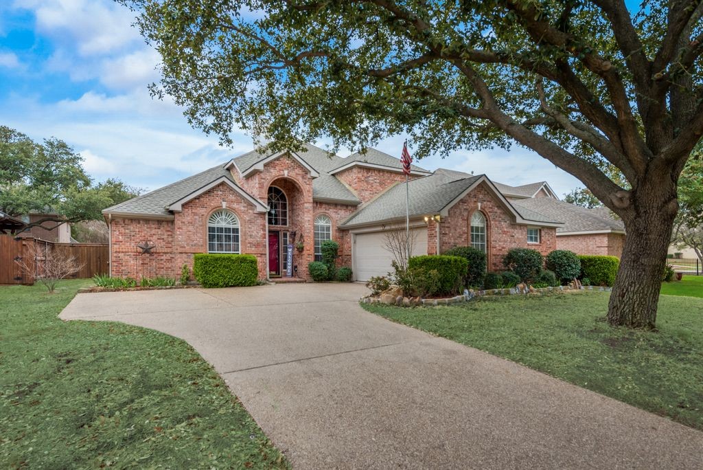 2129 Longfellow Ln, Flower Mound, TX 75028 - MLS 20549819 - Coldwell Banker