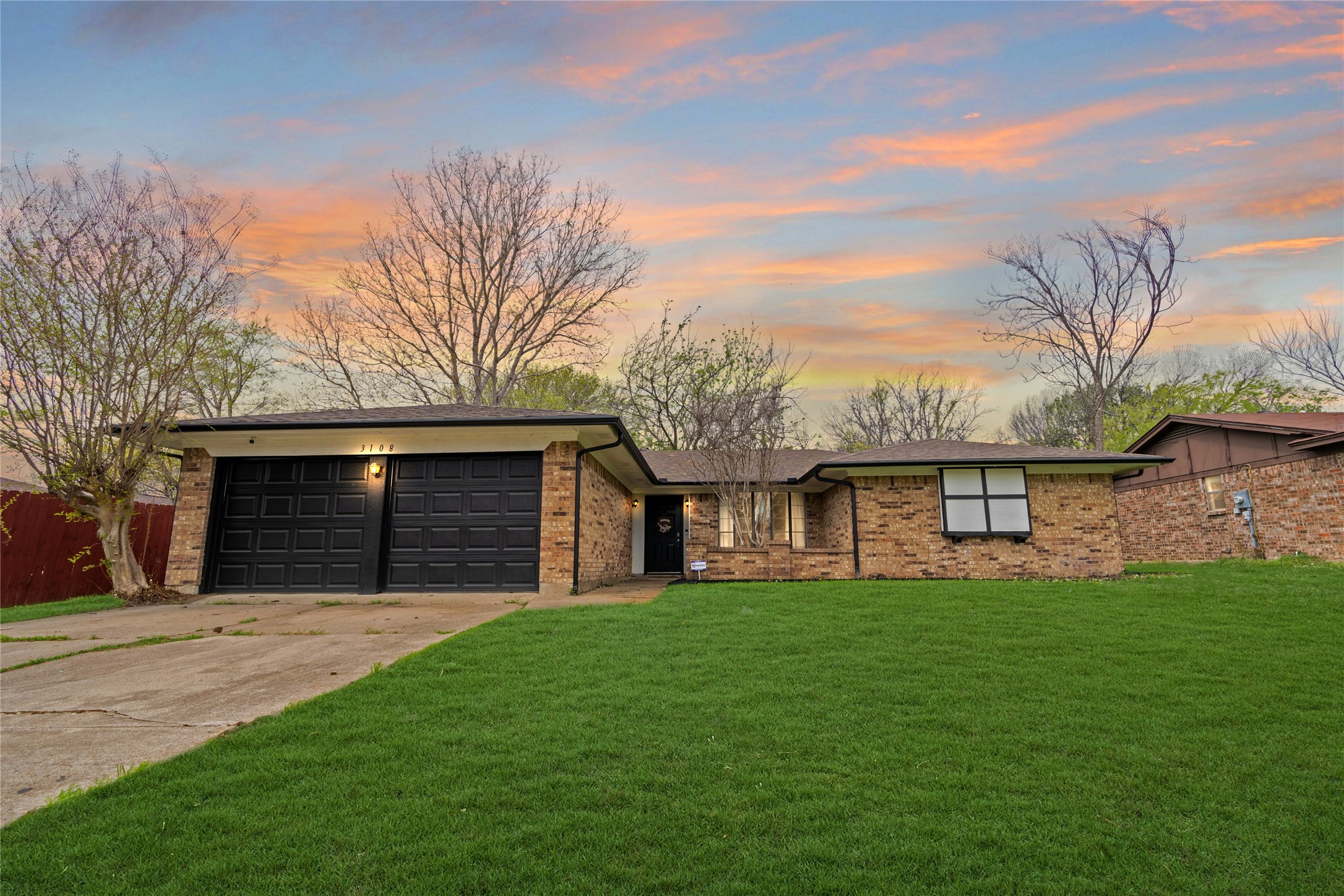 3108 Legend Rd, Arlington, TX 76014 - MLS 20561712 - Coldwell Banker