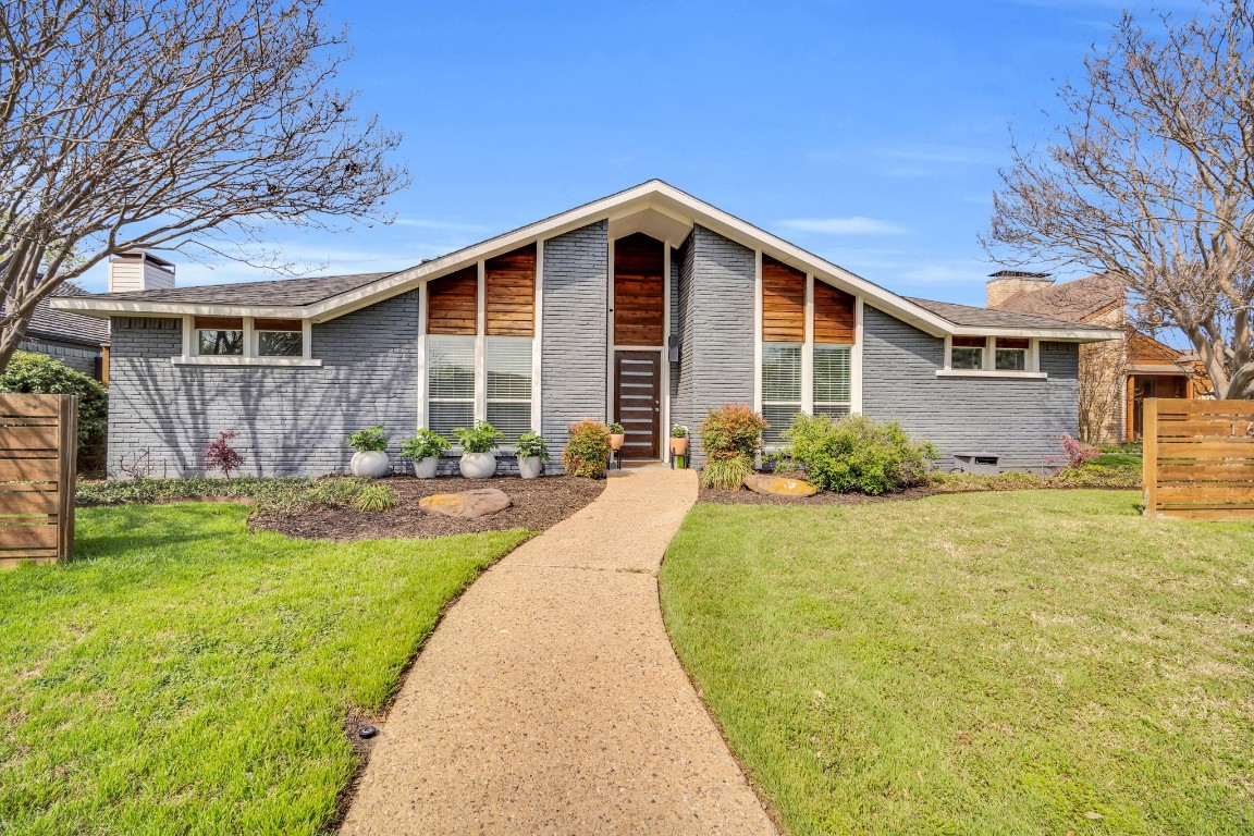 16817 Rustic Meadows Dr, Dallas, TX 75248 - MLS 20567734 - Coldwell Banker