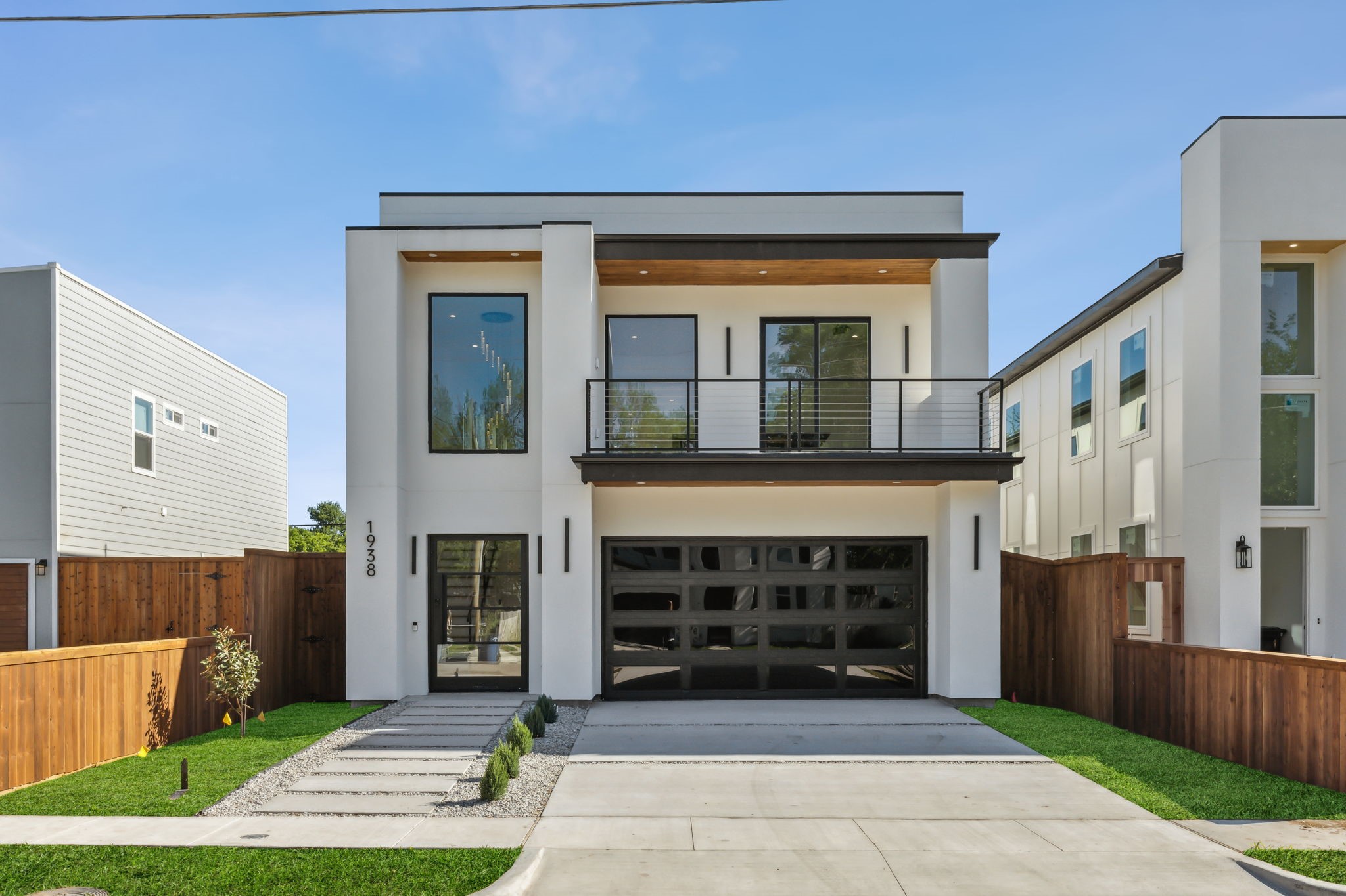 1938 Angelina Dr, Dallas, TX 75212 - MLS 20577255 - Coldwell Banker