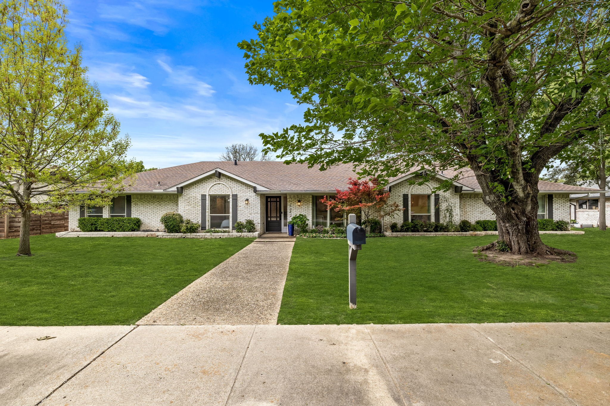 4342 Echo Glen Dr, Dallas, TX 75244 - MLS 20580958 - Coldwell Banker