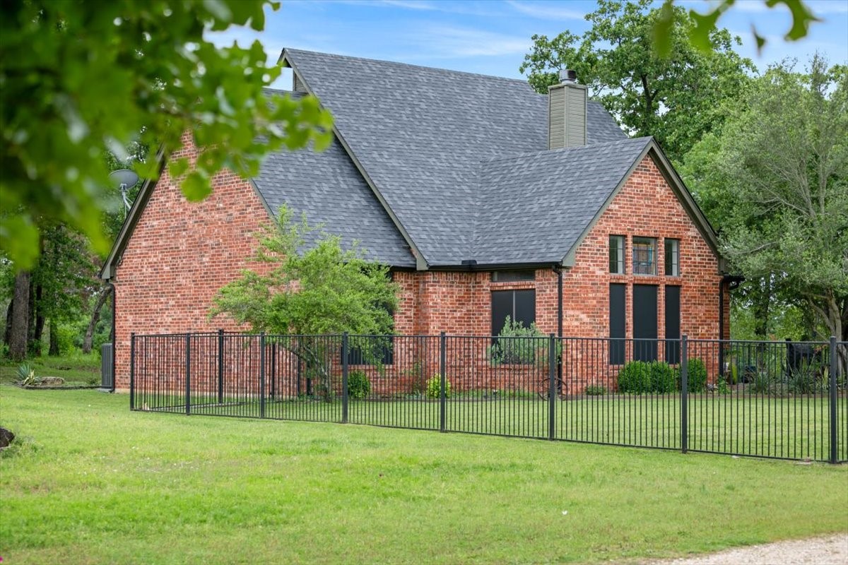 6608 Hatcher Rd, Joshua, TX 76058 - MLS 20608975 - Coldwell Banker