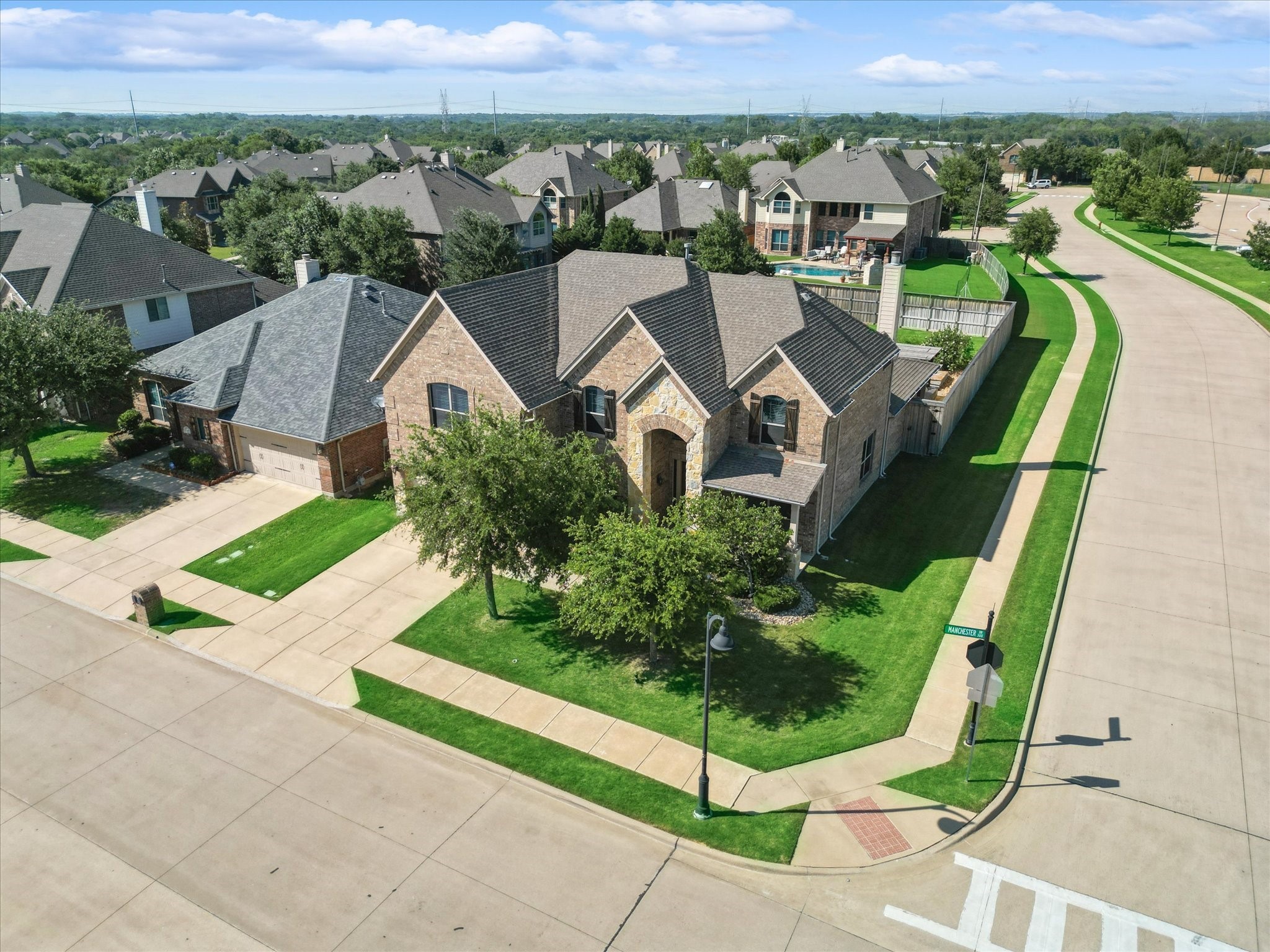 343 Manchester Drive, Roanoke, TX 76262 - MLS 20628963 - Coldwell Banker