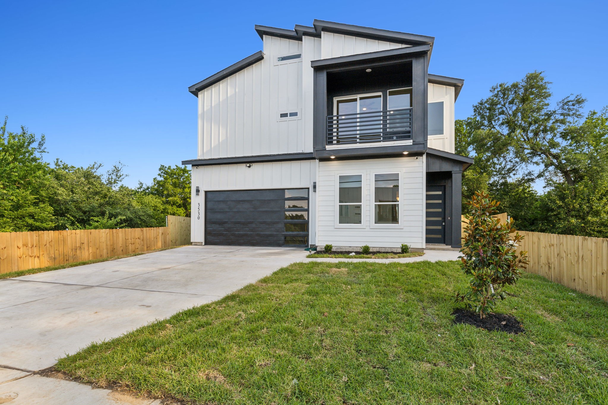 3530 Gallagher St, Dallas, TX 75212 - MLS 20630929 - Coldwell Banker