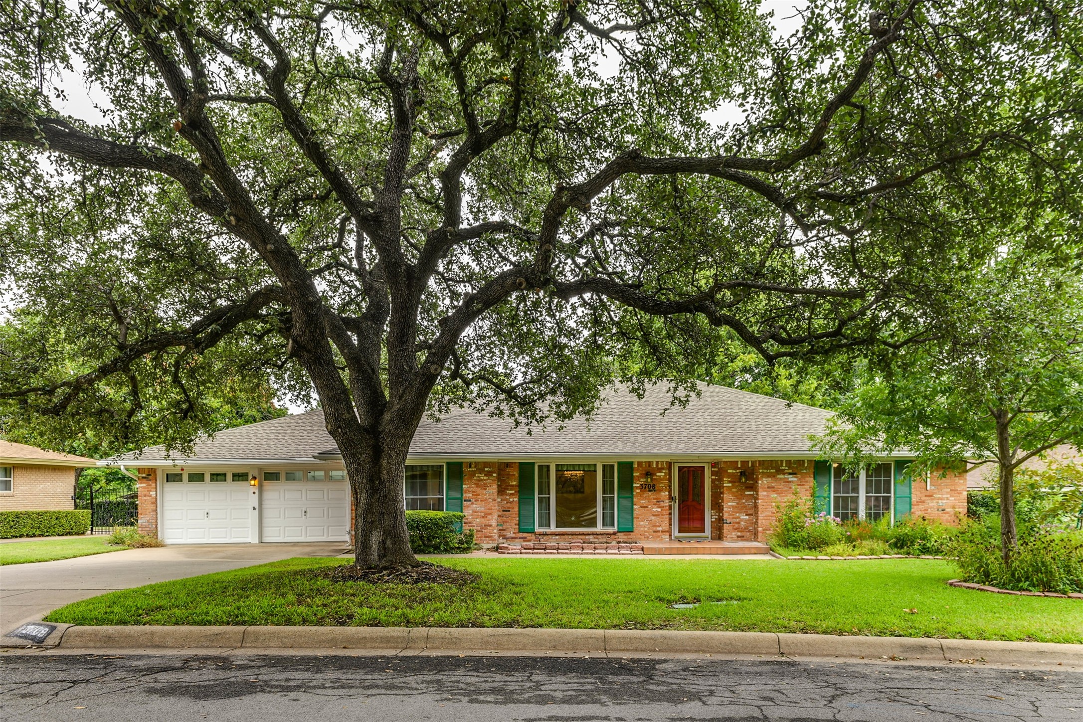 3708 Fenton Ave, Fort Worth, TX 76133 - MLS 20678319 - Coldwell Banker