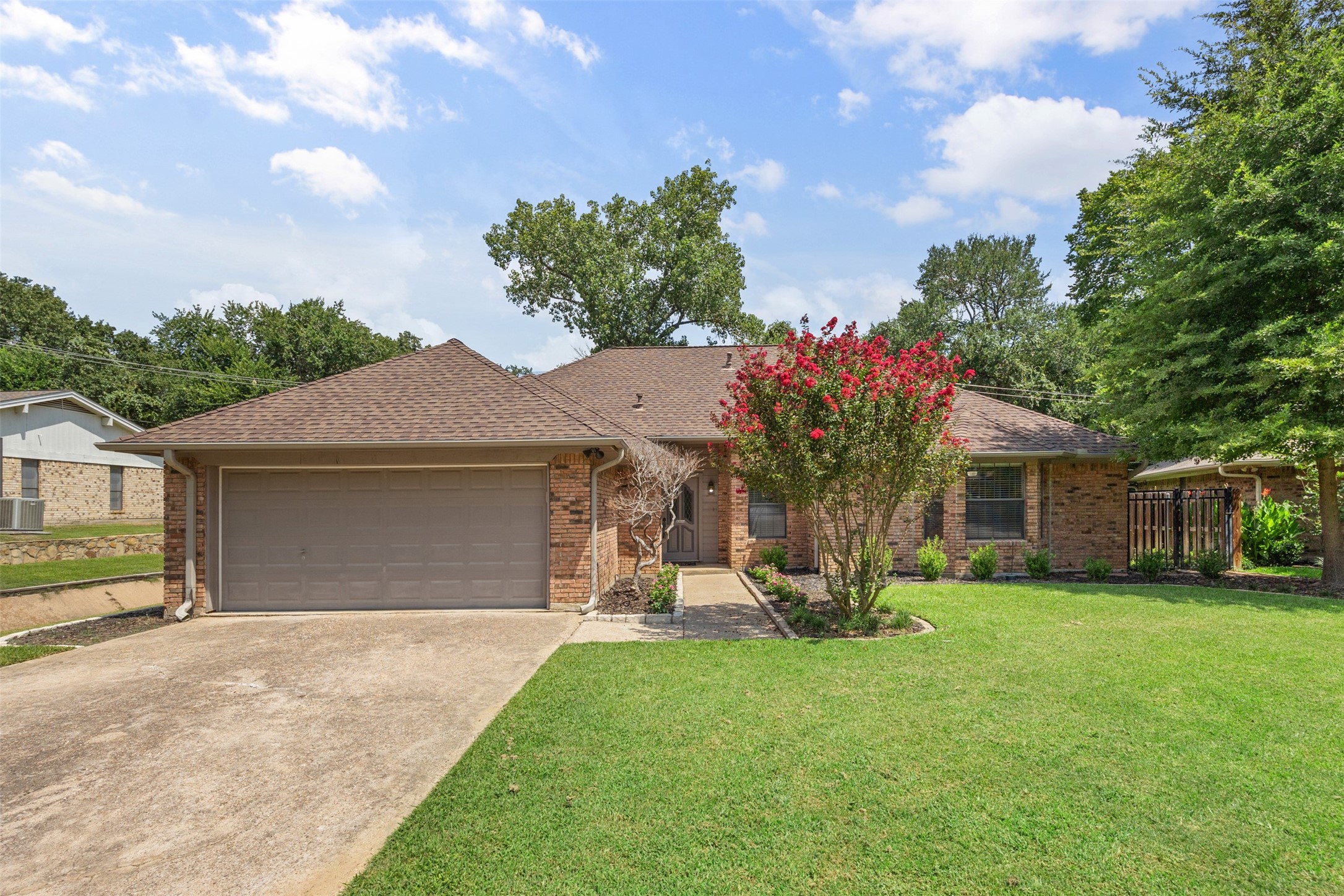 5003 Overridge Dr, Arlington, TX 76017 - MLS 20689614 - Coldwell Banker