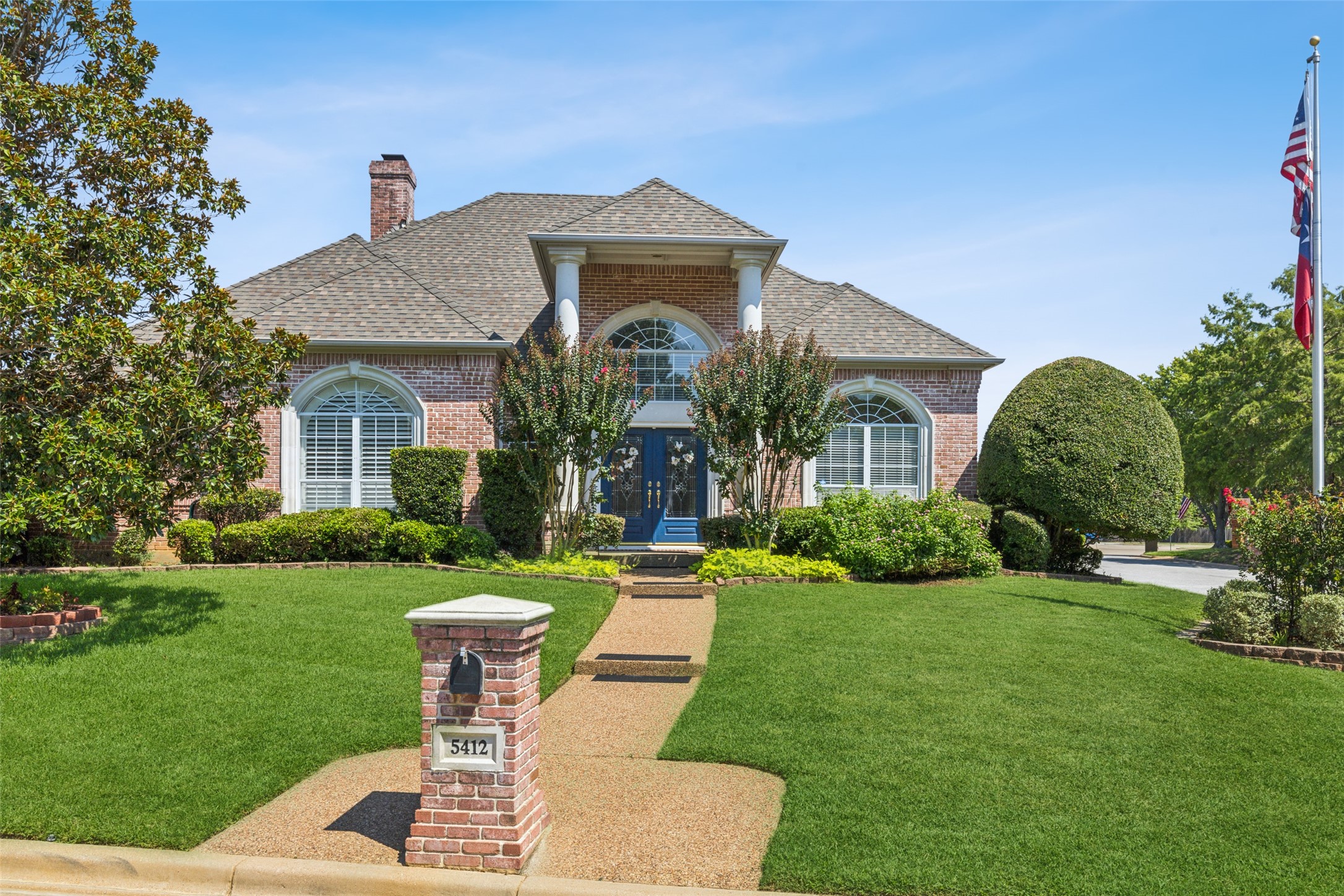 5412 Hunter Park Ct, Arlington, TX 76017 - MLS 20693756 - Coldwell Banker
